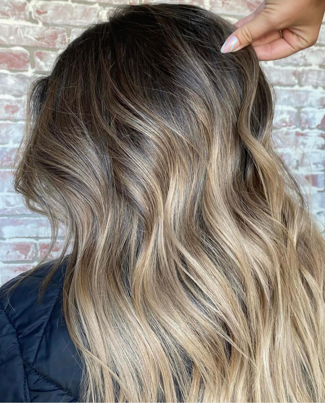 Book Now! – Salon 618